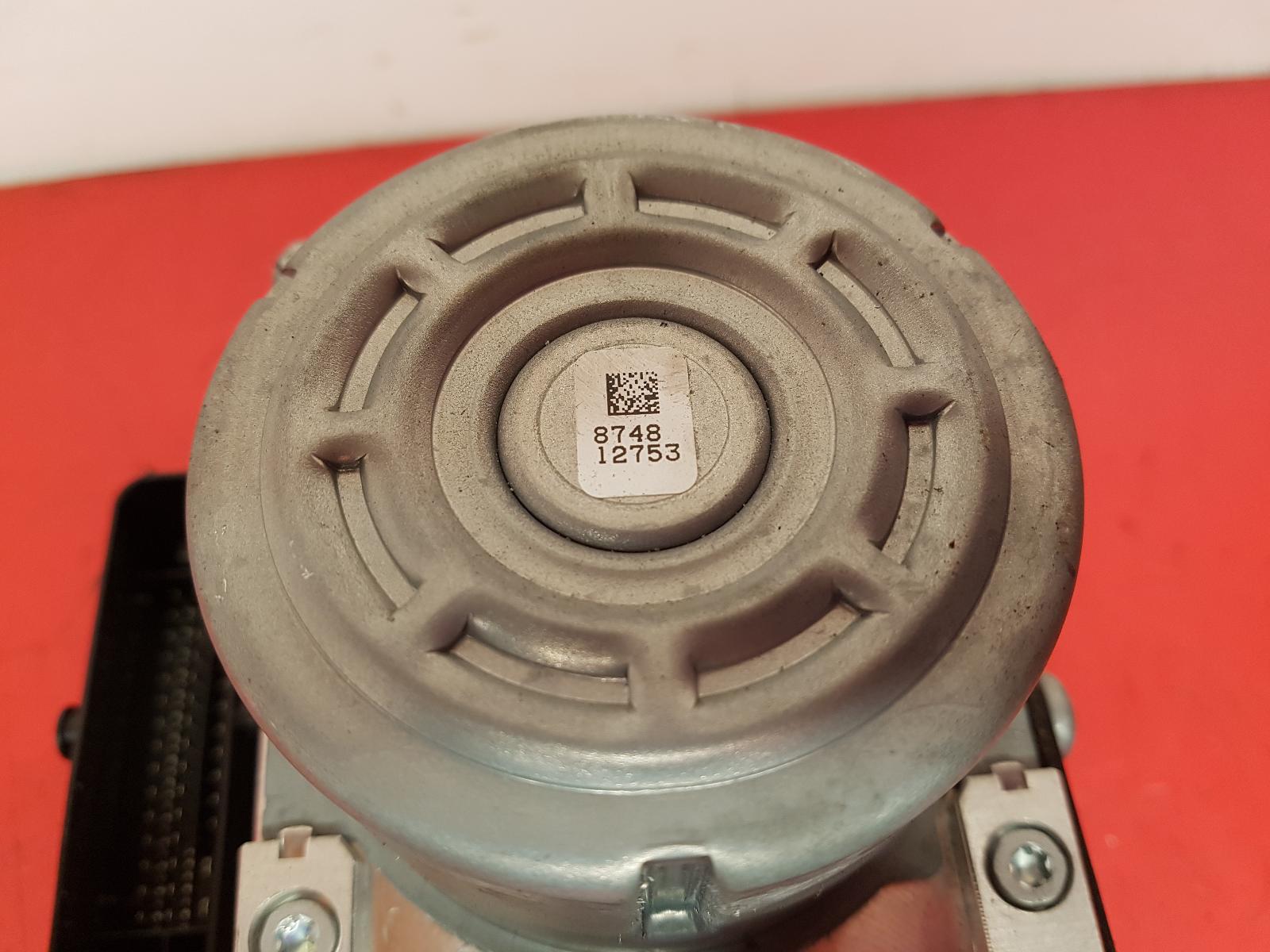 ABS Pump/Modulator Range Rover Evoque Land Rover 2015