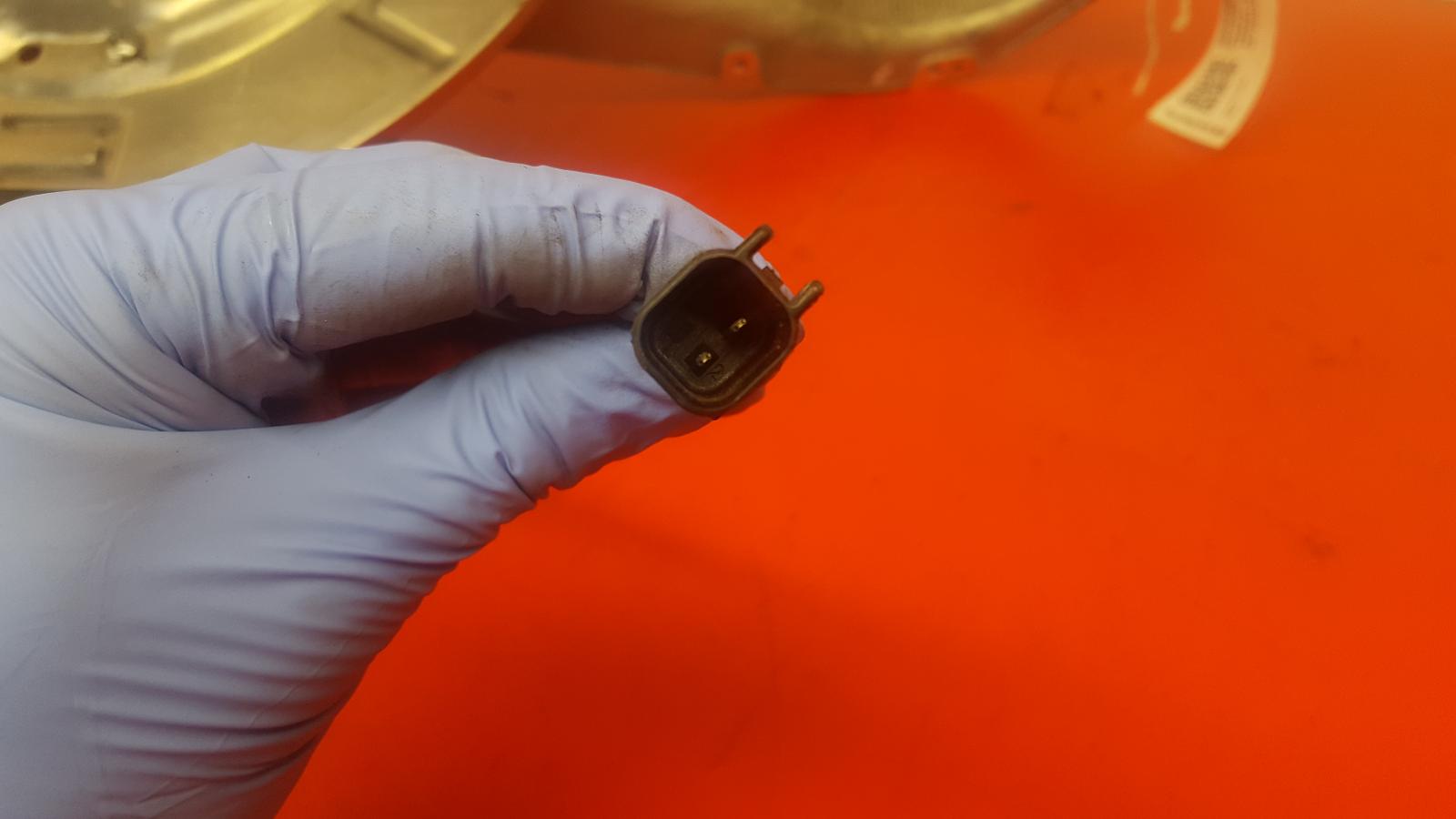 RF Hub/Stub Axle Assembly Model 3 Tesla 2021