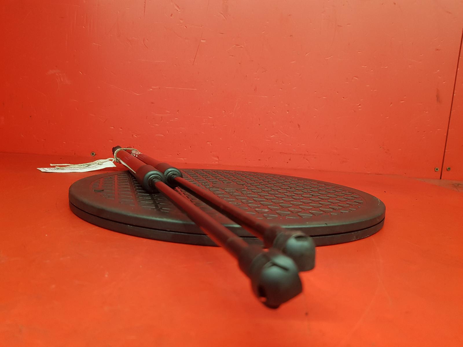 Hatch Strut/Shock Arona Seat 2020