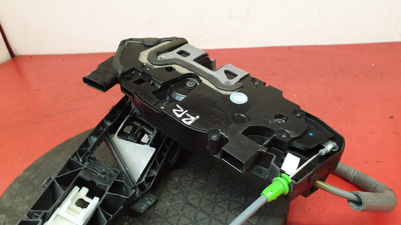 Door Lock Assembly Cla Mercedes 2021