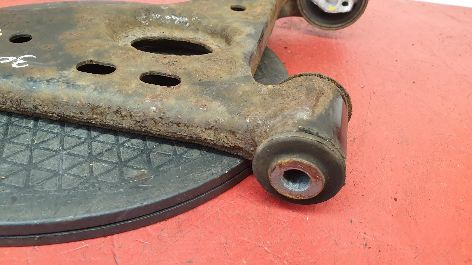 RF Lower Control Arm Mokka Vauxhall 2016