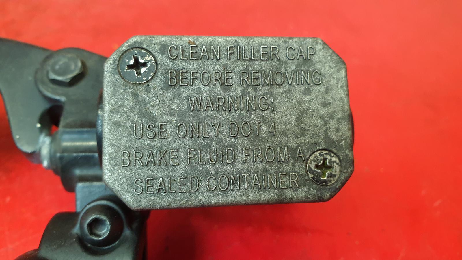 Master Cylinder Yp Yamaha 2015