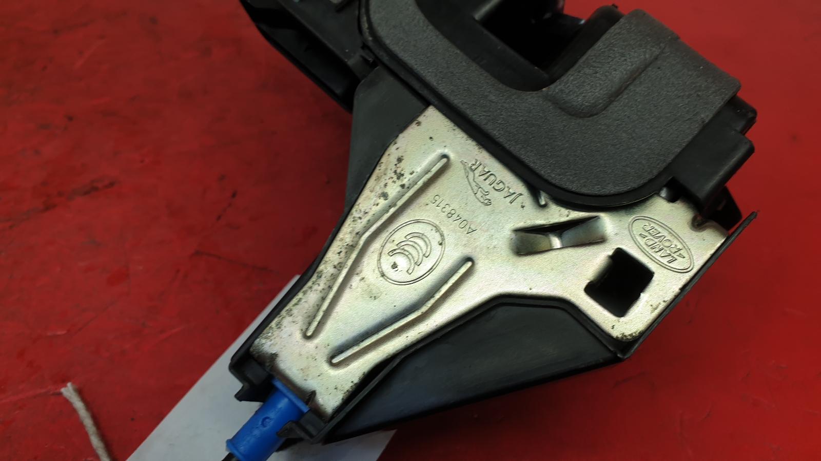 Door Lock Assembly Range Rover Velar Land Rover 2017