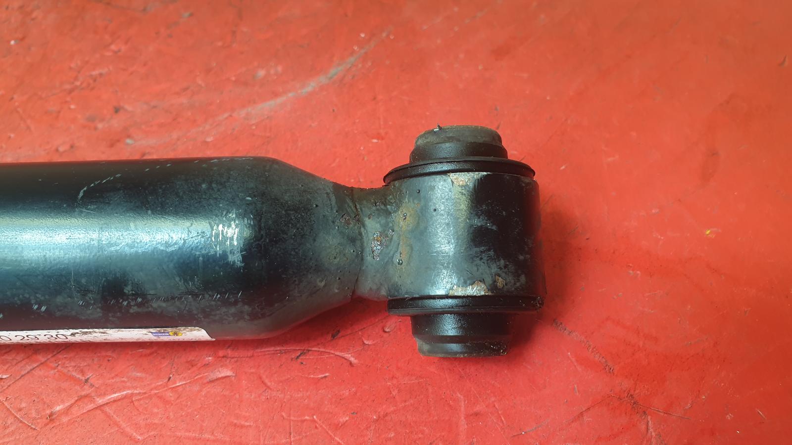 LR Strut C Class Mercedes 2017