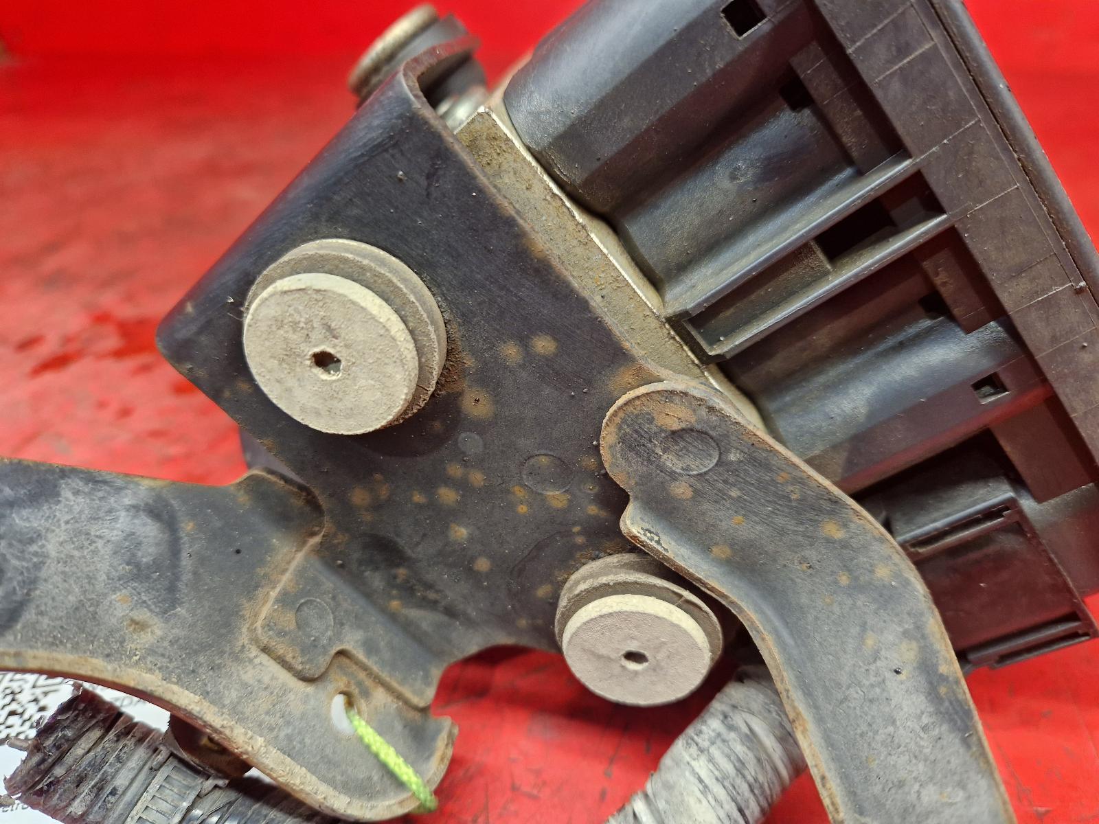 ABS Pump/Modulator 2 Mazda 2008