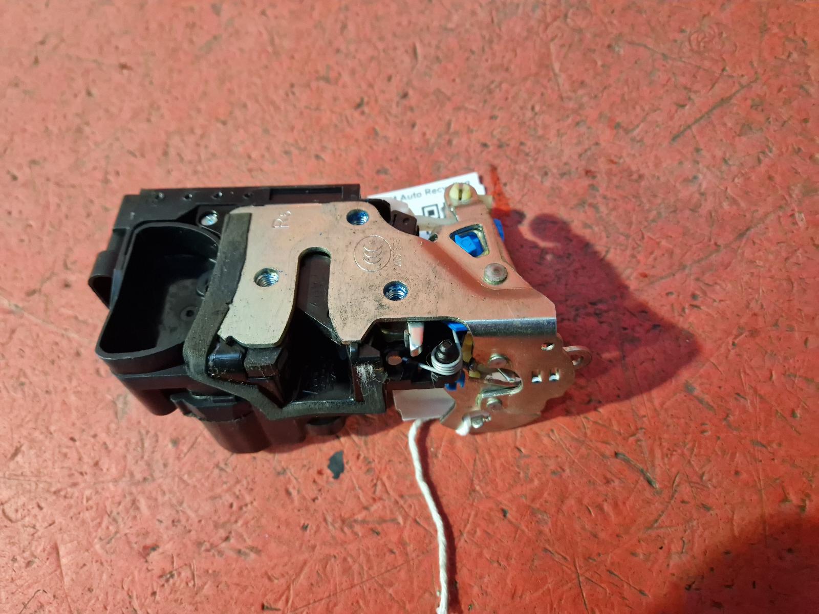 Door Lock Assembly Viva Vauxhall 2017