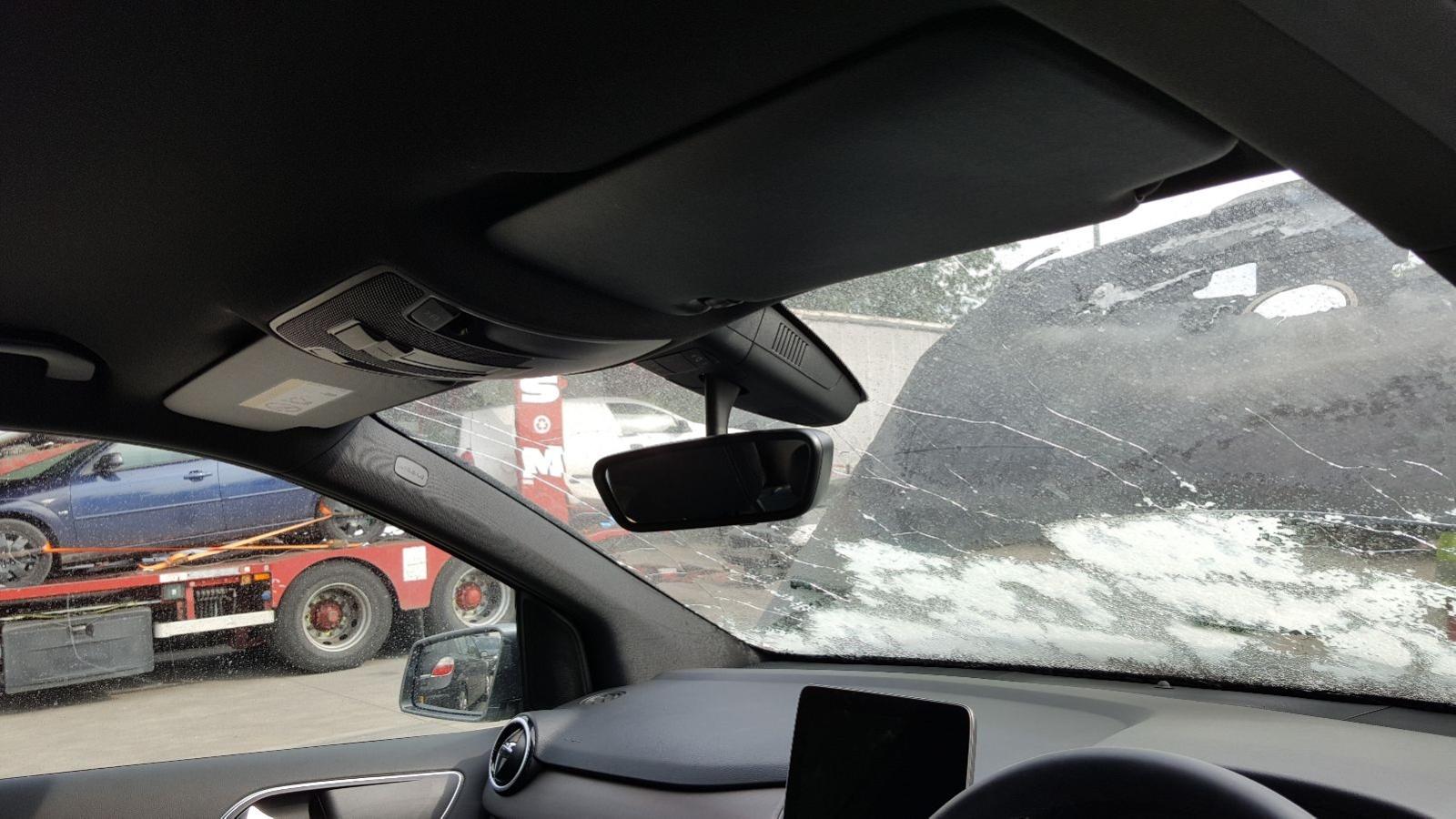 Mercedes B Class 2018 5 Door Unknown Breaking