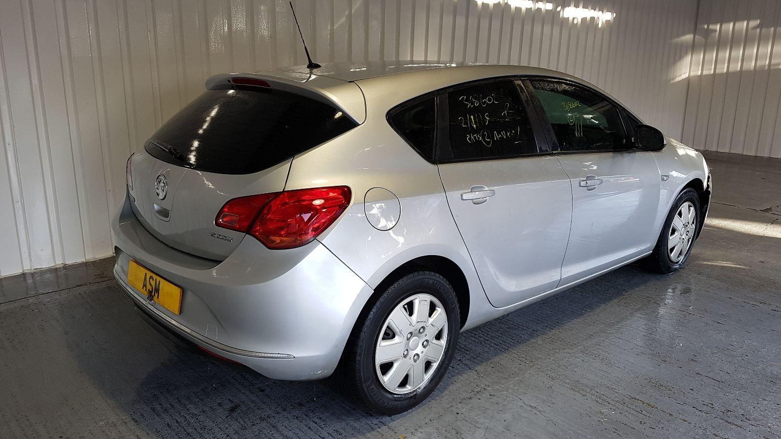 Vauxhall Astra 2012 5 Door Hatchback