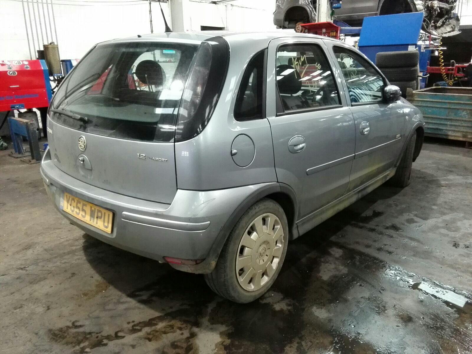 Vauxhall Corsa 2005 5 Door Hatchback