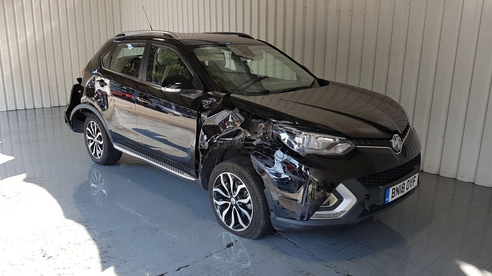Mg Gs 2018 5 Door Hatchback Breaking