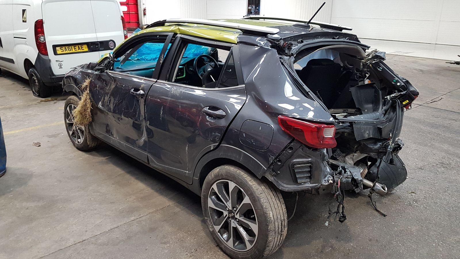 Kia Stonic 2017 5 Door Hatchback Breaking