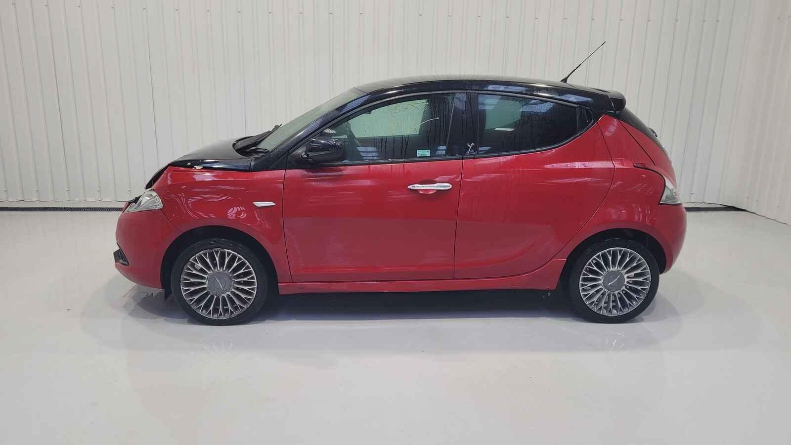 Chrysler Ypsilon 2014 5 Door Hatchback Breaking