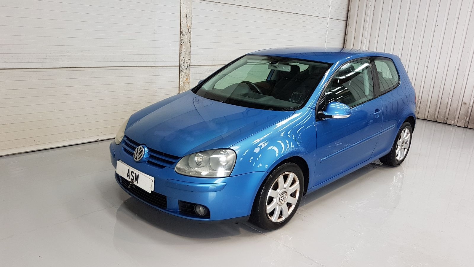 Volkswagen Golf 2004 3 Door Hatchback